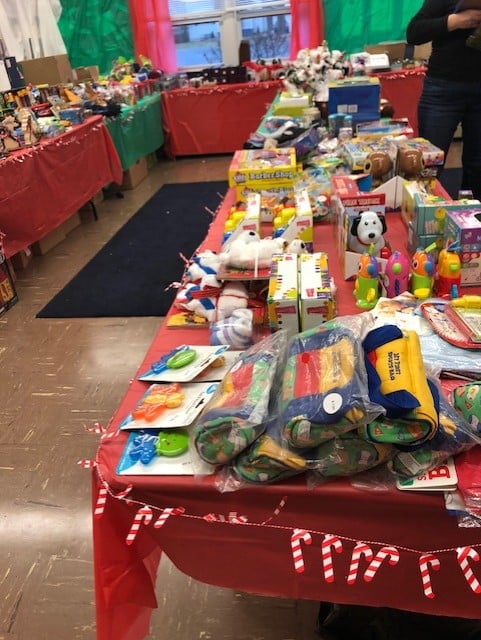 EUREKA HEIGHTS ‘Secret Santa’ shop is ready to roll – Talking Taylor ...